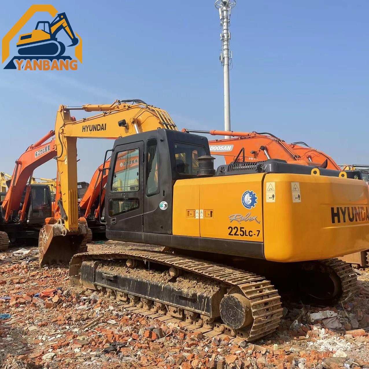 Second Hand Hyundai 225LC-7 Excavator